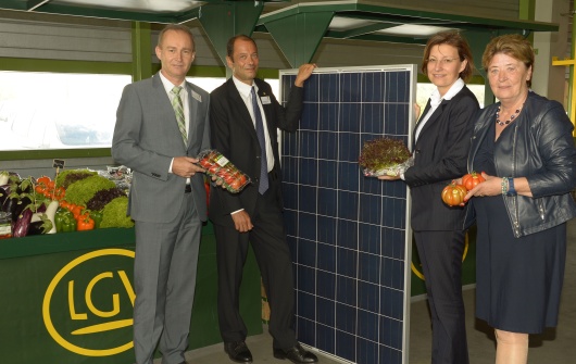 Größtes Aufdach-Bürgersolarkraftwerk Wiens eröffnet - Smart City Wien