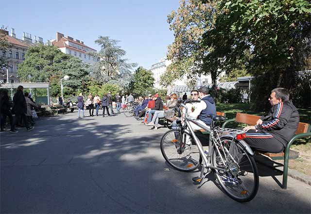 Reumannplatz Neu - Umgestaltung mit BürgerInnen-Beteiligung - Smart ...
